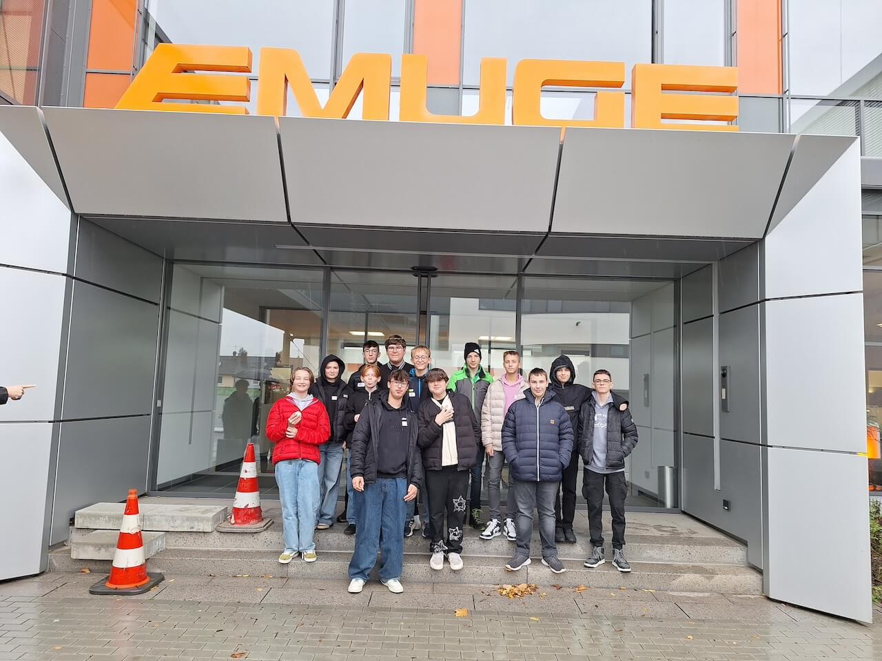 Betriebserkundung der Klasse 8c bei der EMUGE – Oskar-Sembach ...